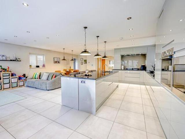 House 4 Bedroom For Sale Ingatestone Essex 1050000 ES99290247