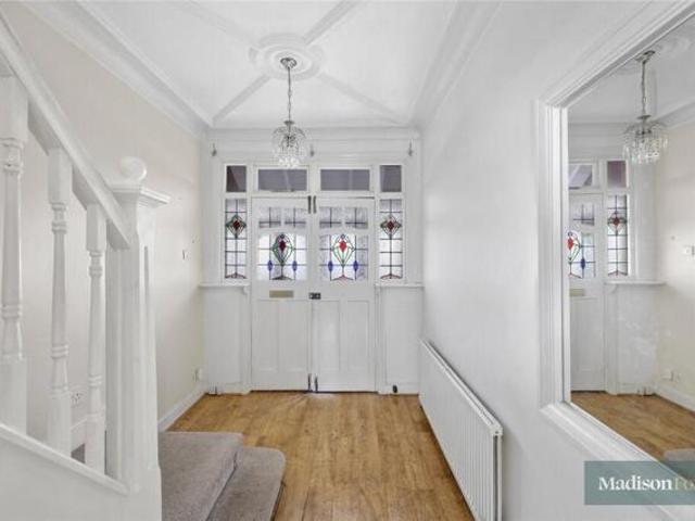House 4 Bedroom For Sale Ilford Greater London 650000 ELS100578857