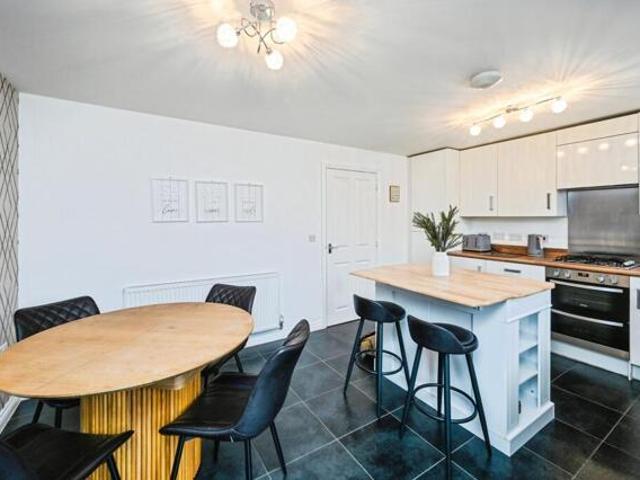 House 4 Bedroom For Sale Ilkeston Derbyshire 250000 ES99642068