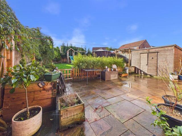 House 4 Bedroom For Sale Oakenholt Oakenholt 325000 ES101676418