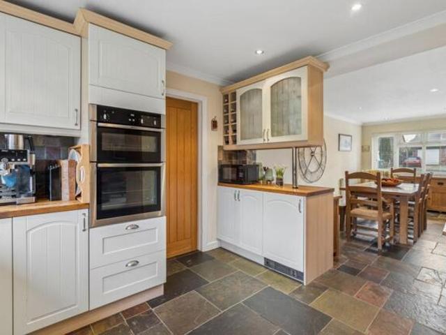House 4 Bedroom For Sale Oakley Buckinghamshire 650000 ELS100132318