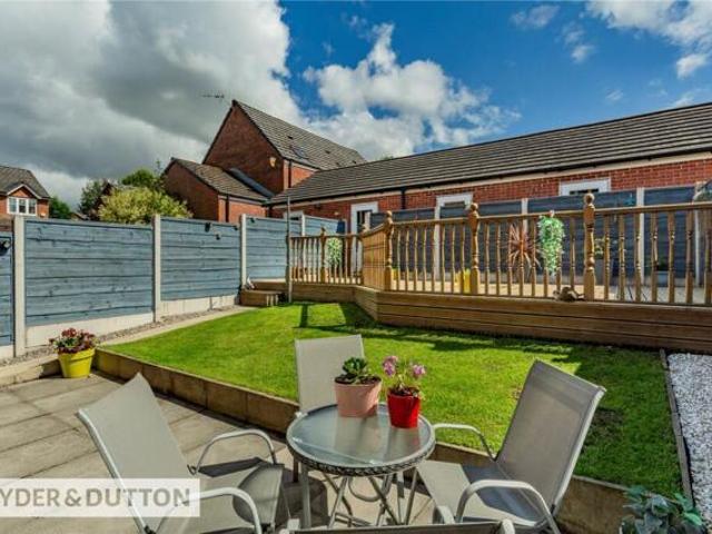 House 4 Bedroom For Sale Oldham Oldham 350000 ELS95356345