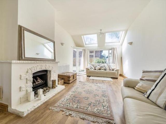 House 4 Bedroom For Sale Oxfordshire Oxfordshire 675000 ES100579080
