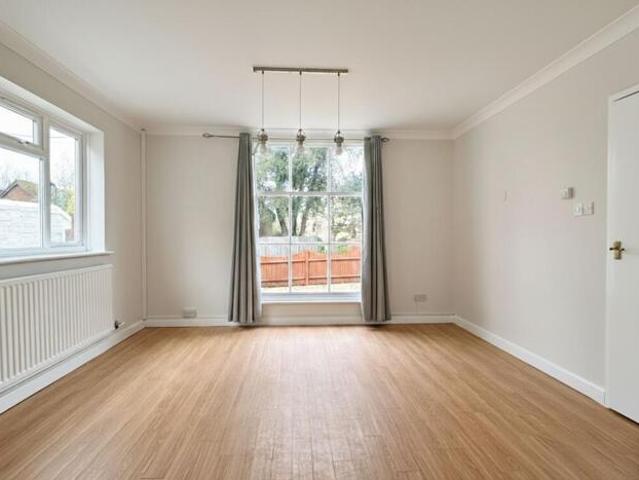 House 4 Bedroom For Sale Lower Beeding West Sussex 770000 ELS101676781