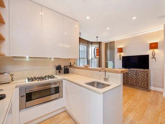 House 4 Bedroom For Sale London England 12577389 ES98863617