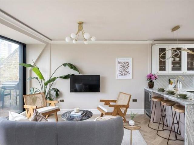 House 4 Bedroom For Sale London Greater London 1950000 ES100158493