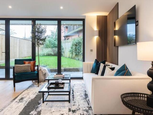 House 4 Bedroom For Sale London Greater London 2000000 ES99203988