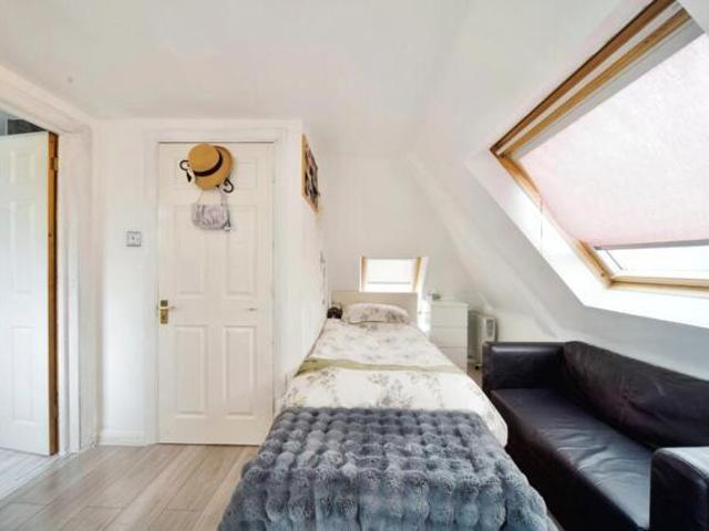 House 4 Bedroom For Sale London Greater London 640000 ELS100648905