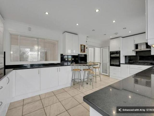 House 4 Bedroom For Sale London Greater London 699995 ELS99237058