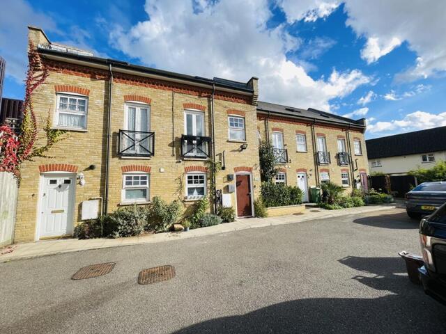 House 4 Bedroom For Sale London Greater London 850000 ELS98321890