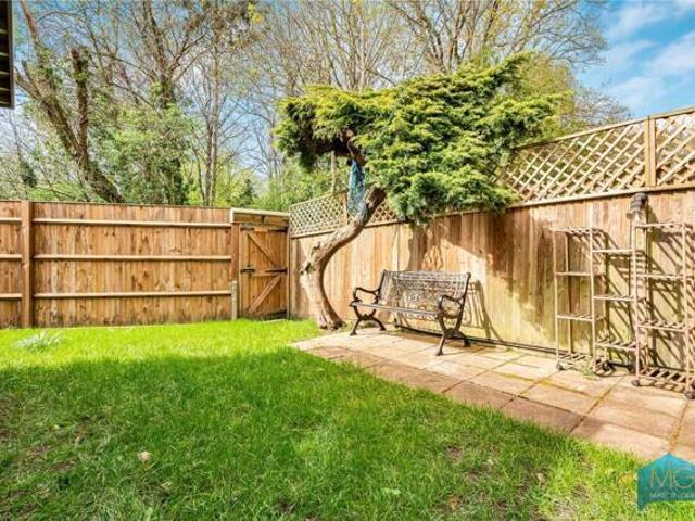 House 4 Bedroom For Sale London Greater London 875000 ES101676527