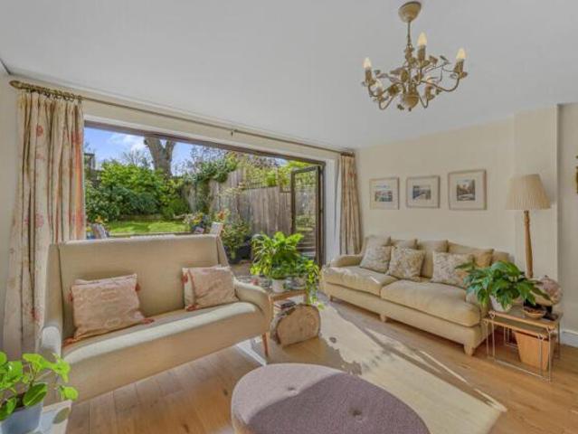 House 4 Bedroom For Sale London Greater London 975000 ES101168306