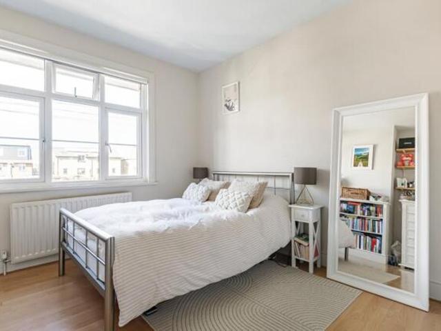 House 4 Bedroom For Sale Londres Greater London 650000 ELS101675232