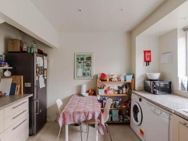 House 4 Bedroom For Sale Londres Greater London 695000 ES100987745