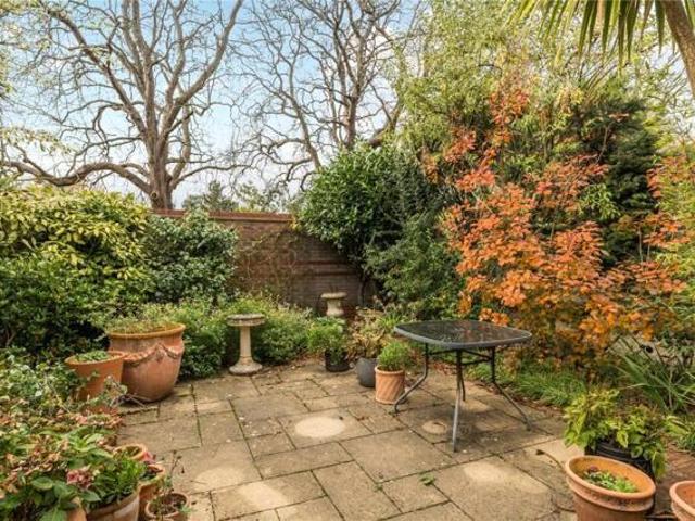 House 4 Bedroom For Sale Londres Surrey 1370000 ES99380819