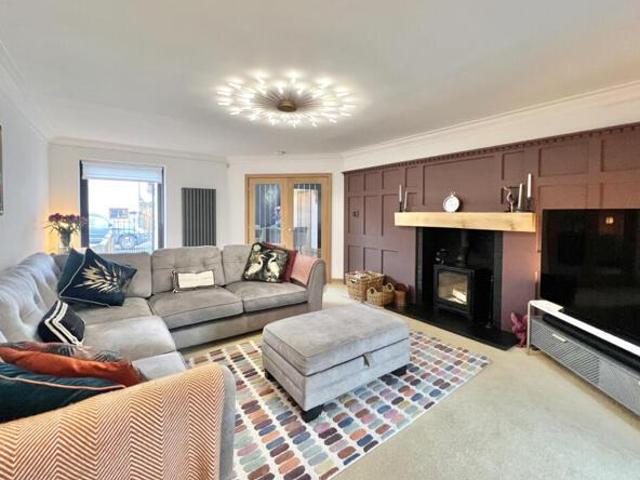 House 4 Bedroom For Sale Lancs Lancashire 470000 ELS99436792