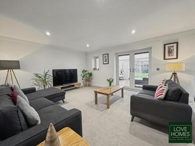 House 4 Bedroom For Sale Lancs Lancashire 495000 ELS100132184