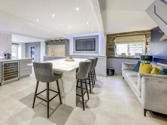 House 4 Bedroom For Sale Lancs Lancashire 550000 ES98834249