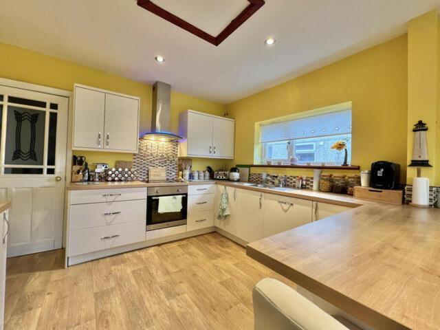 House 4 Bedroom For Sale Lancs Lancashire 240000 ES99290266