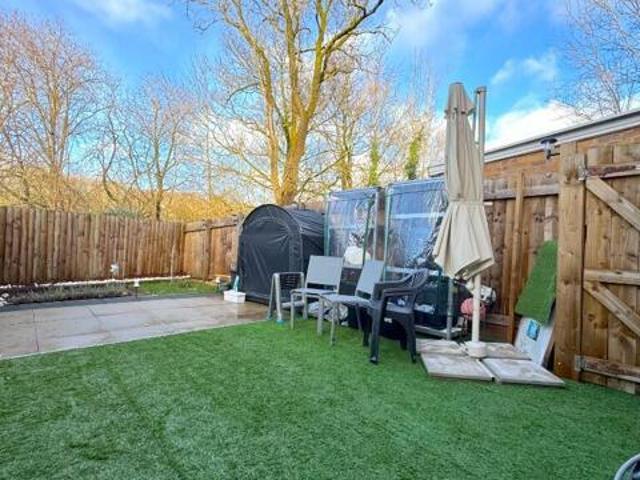 House 4 Bedroom For Sale Lancs Lancashire 295000 ELS99808496