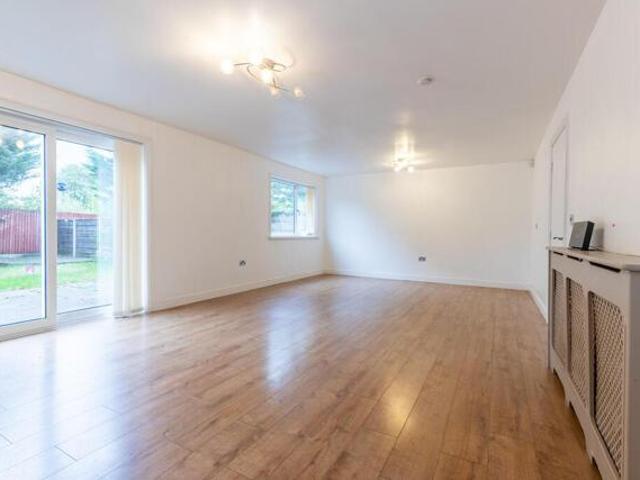 House 4 Bedroom For Sale Lancs Rochdale 300000 ES98262716