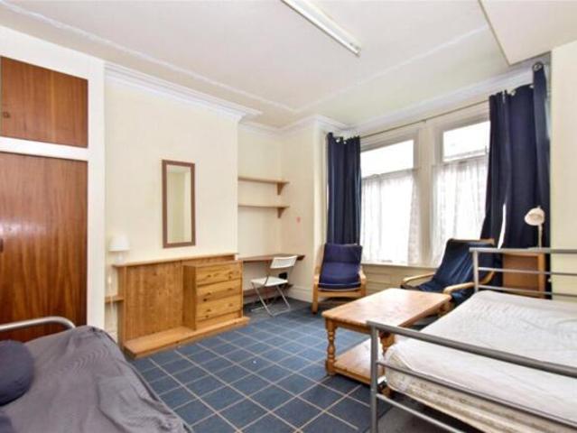 House 4 Bedroom For Sale Leeds West Yorkshire 260000 ELS99641994