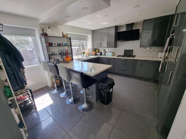 House 4 Bedroom For Sale Leicester Leicester 345000 ELS100786974
