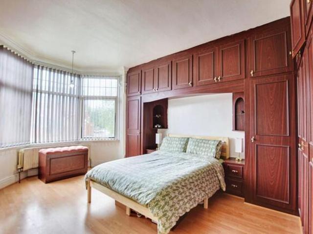 House 4 Bedroom For Sale Leicester Leicestershire 450000 ELS99130103