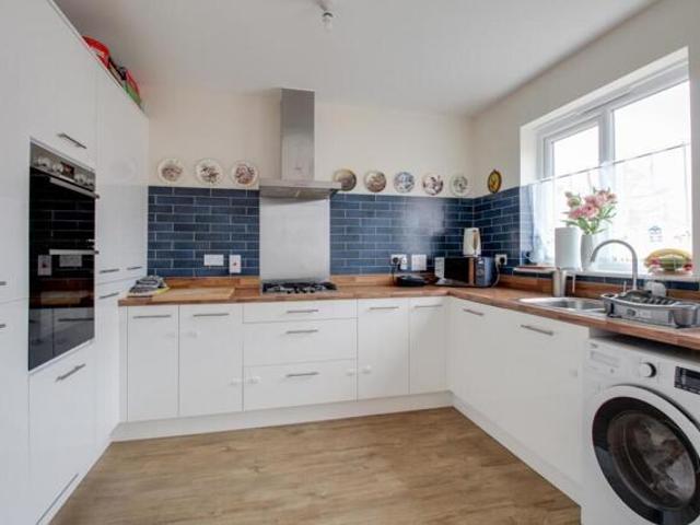 House 4 Bedroom For Sale Leighton Buzzard Central Bedfordshire 392000 ELS100540565
