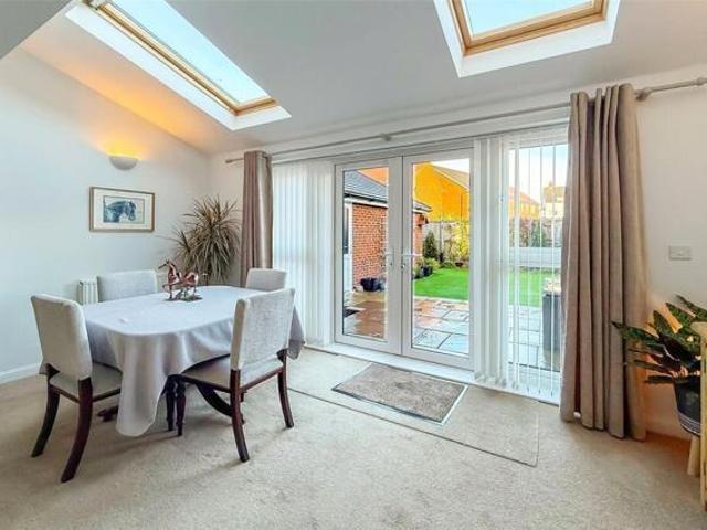 House 4 Bedroom For Sale Littlehampton West Sussex 400000 ES99161513