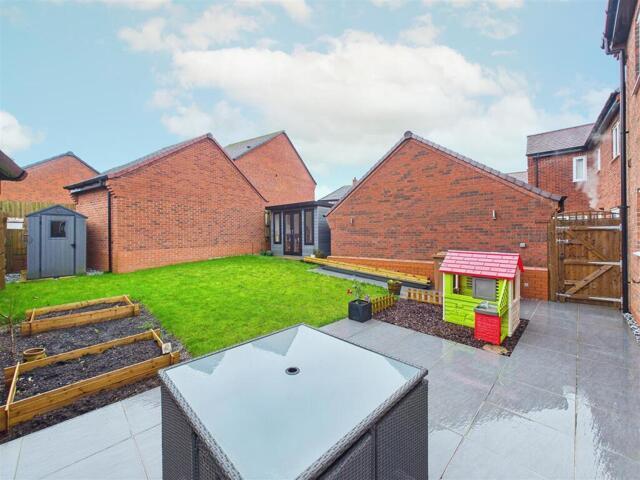 House 4 Bedroom For Sale Lichfield Staffordshire 525000 ES99895478
