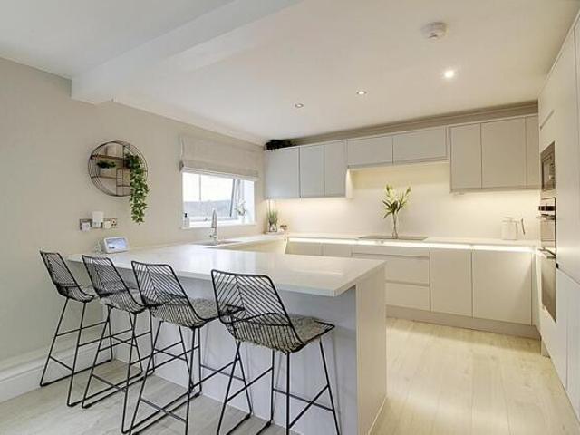 House 4 Bedroom For Sale Lincolnshire Lincolnshire 435000 ES98969160
