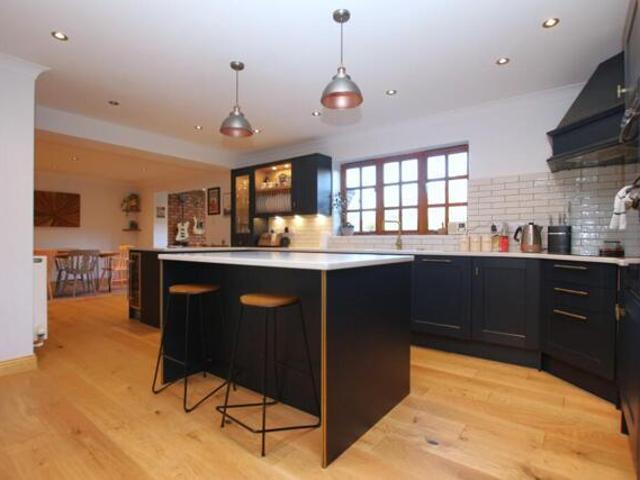 House 4 Bedroom For Sale Lincolnshire Lincolnshire 599950 ES100456582