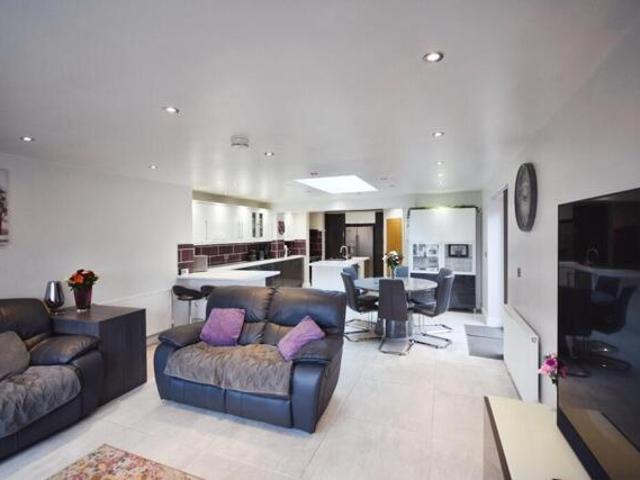 House 4 Bedroom For Sale Lincolnshire Lincolnshire 264000 ELS99840285