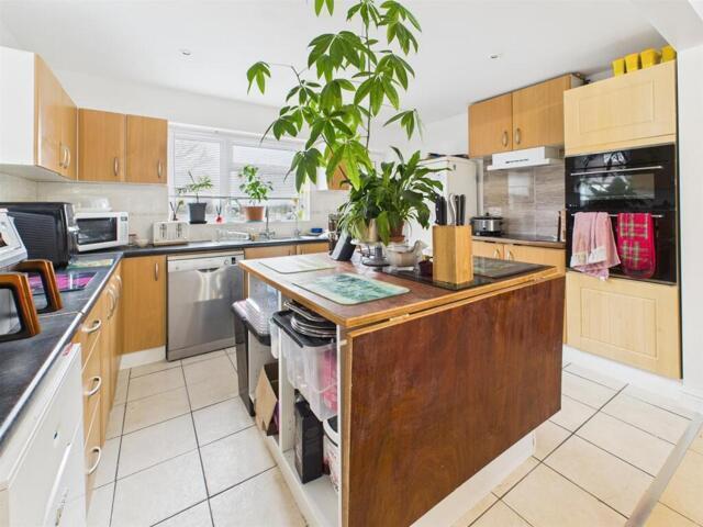 House 4 Bedroom For Sale Moor Lane Moor Lane 350000 ELS100786496
