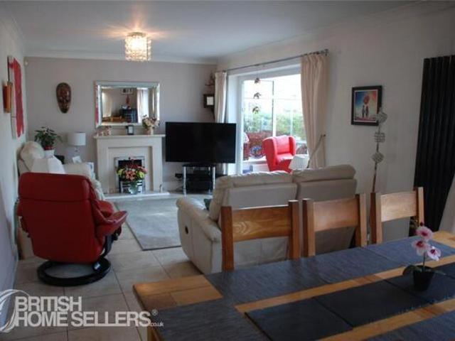 House 4 Bedroom For Sale Macclesfield Cheshire East 540000 ELS101199758