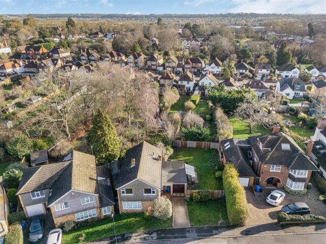 House 4 Bedroom For Sale Maidenhead Windsor And Maidenhead 850000 ELS101025374
