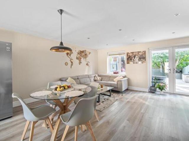 House 4 Bedroom For Sale Maidstone Kent 450000 ES100578902