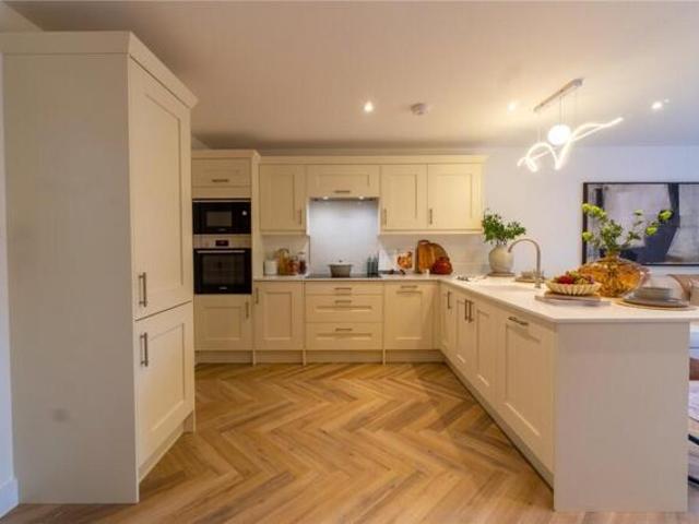 House 4 Bedroom For Sale Maidstone Kent 550000 ES100191806