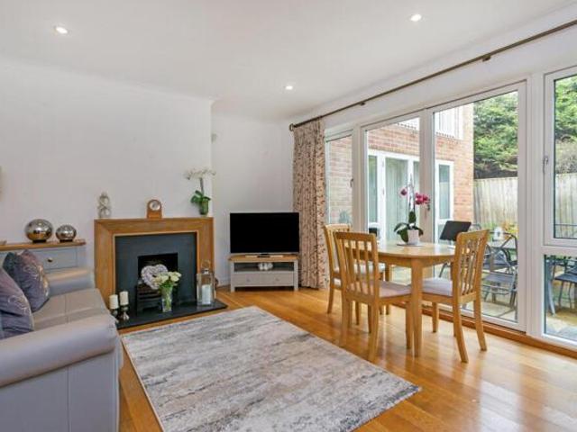 House 4 Bedroom For Sale Marlow Buckinghamshire 1350000 ELS101025495