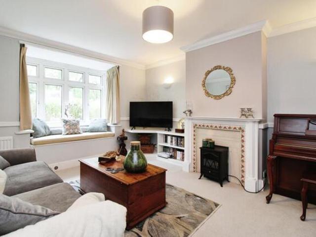 House 4 Bedroom For Sale Midhurst West Sussex 550000 ES100456591
