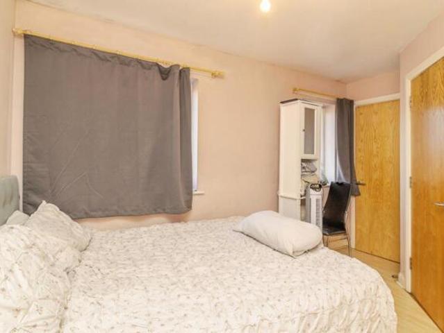 House 4 Bedroom For Sale Milton Keynes Milton Keynes 375000 ES100317059