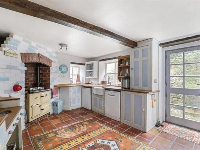 House 4 Bedroom For Sale Minchinhampton Minchinhampton 650000 ES100398540