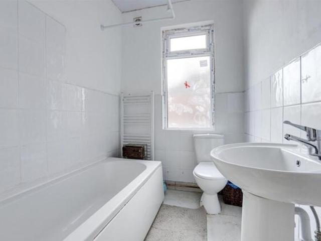 House 4 Bedroom For Sale Nottingham Nottingham 210000 ES100503134