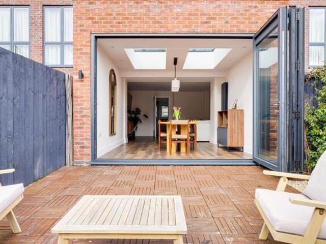 House 4 Bedroom For Sale Nottingham Nottinghamshire 425000 ELS99608171