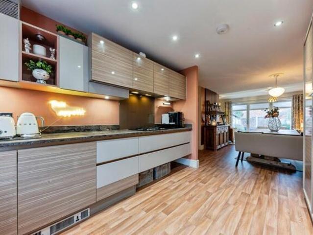 House 4 Bedroom For Sale Nottinghamshire Nottinghamshire 300000 ES99054694