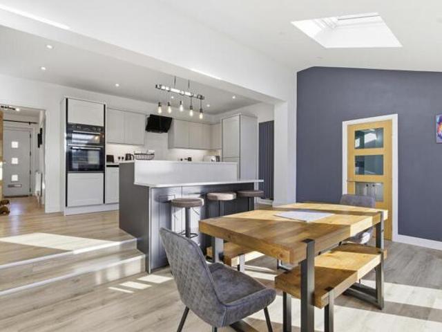 House 4 Bedroom For Sale Norwich Norfolk 400000 ELS100096838