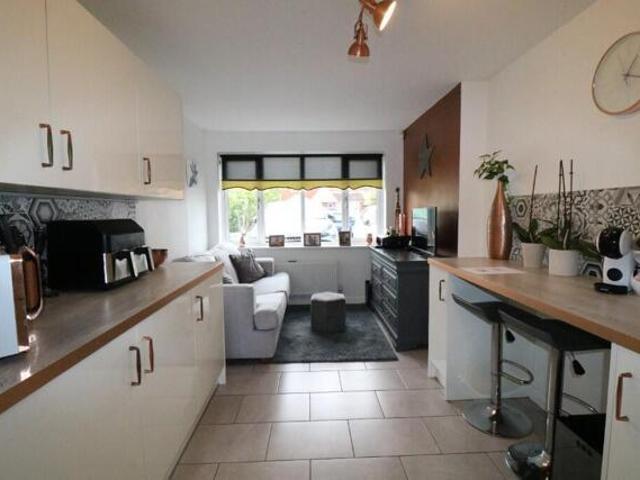 House 4 Bedroom For Sale North Lincolnshire North Lincolnshire 299950 ES99130076