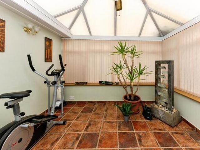 House 4 Bedroom For Sale North Lincolnshire North Lincolnshire 325000 ELS99475858