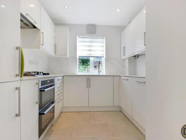 House 4 Bedroom For Sale North Weald North Weald 500000 ELS88727286